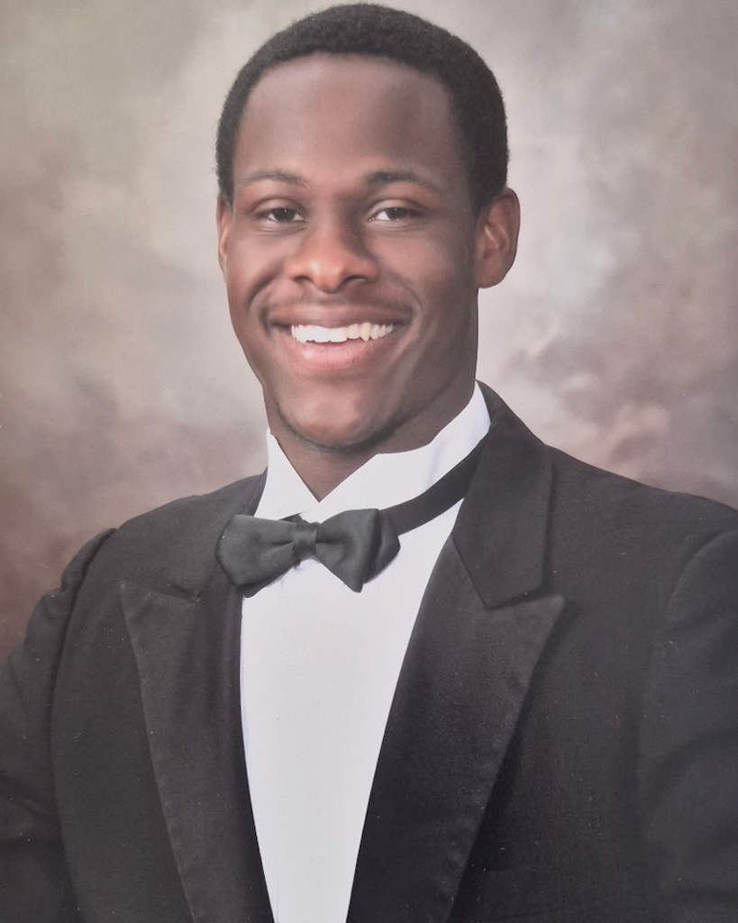 Obituary for Mr. Warren Ericson Middlebrooks, Jr. - Savannah Herald